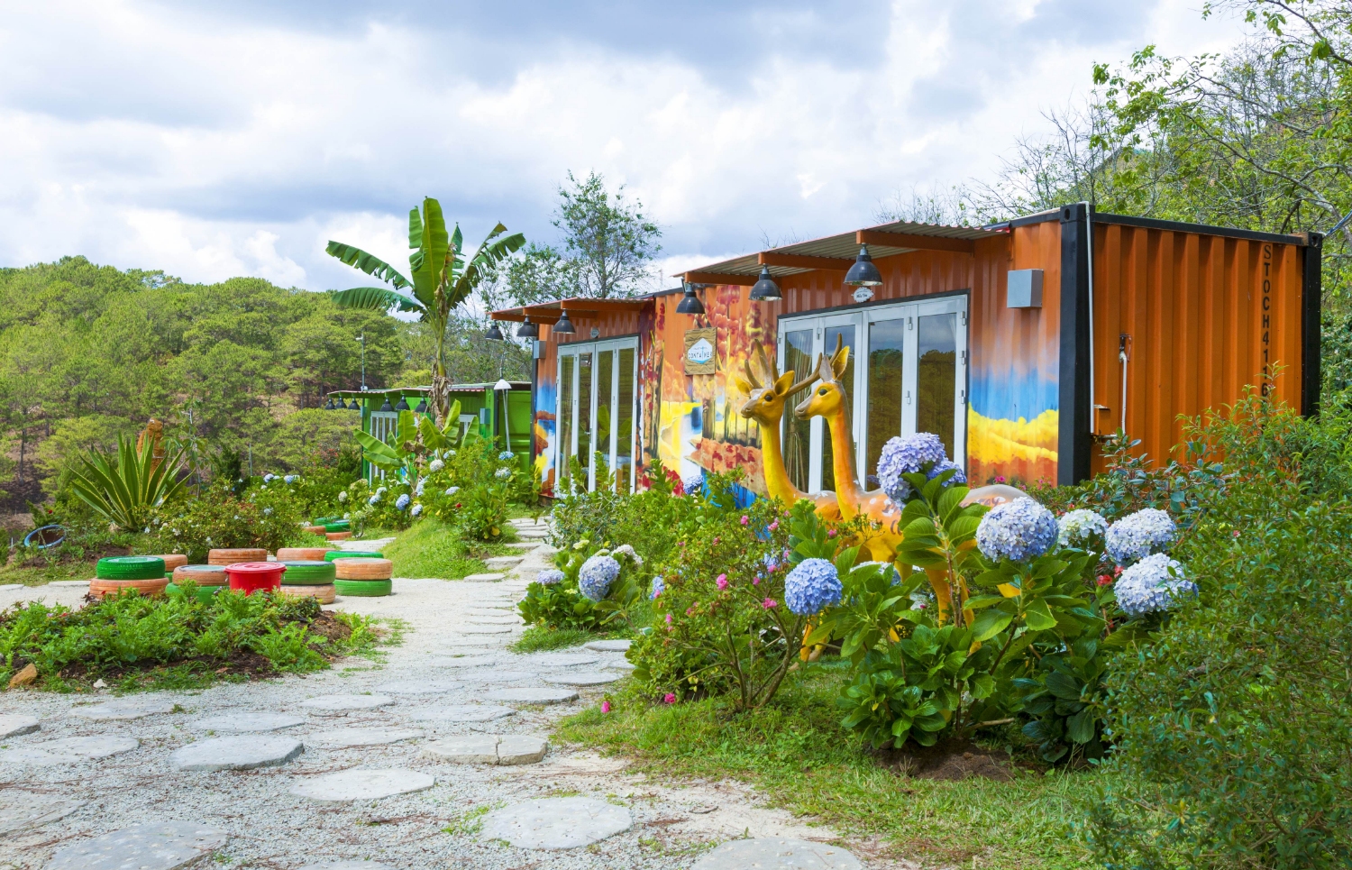 Top 5 homestay bằng container đẹp mê hồn tại Đà Lạt - KhoContainer